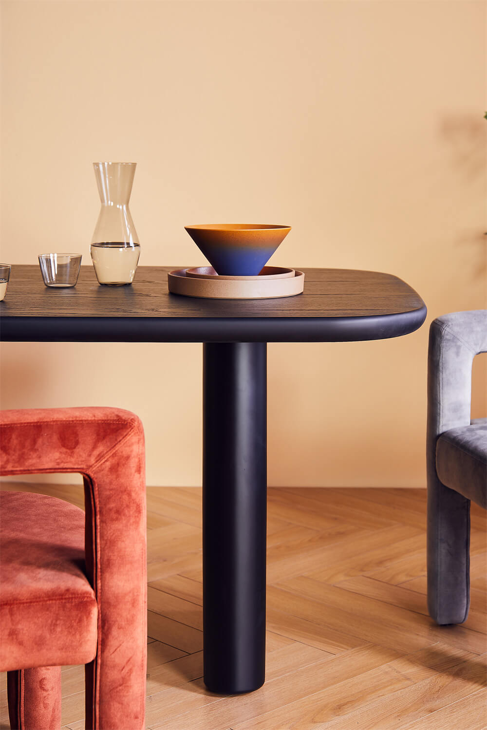 Pebble Coffee Table / 1.8m